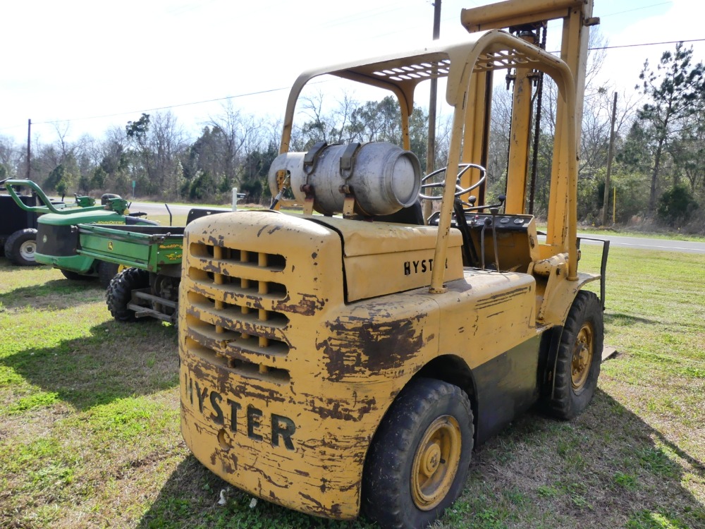 #305 - Hyster H60C Forklift | DeMott Auction