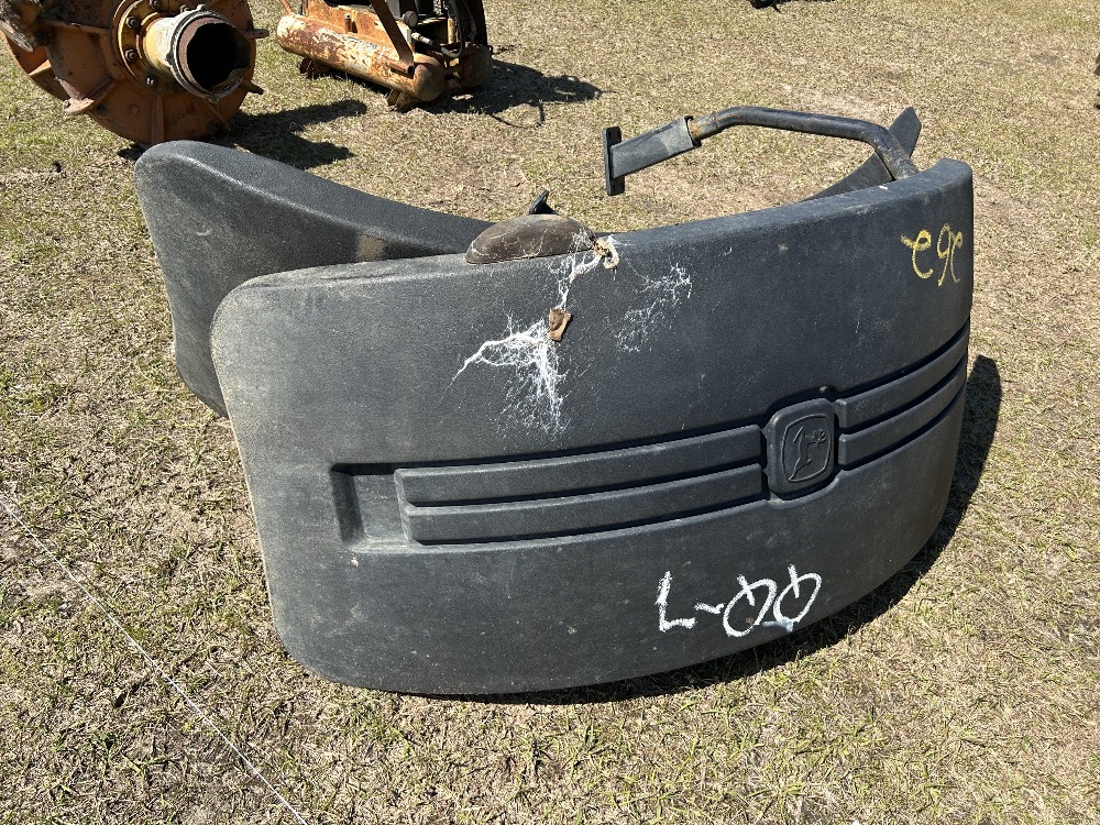 #262 - John Deere High Boy Fenders | DeMott Auction