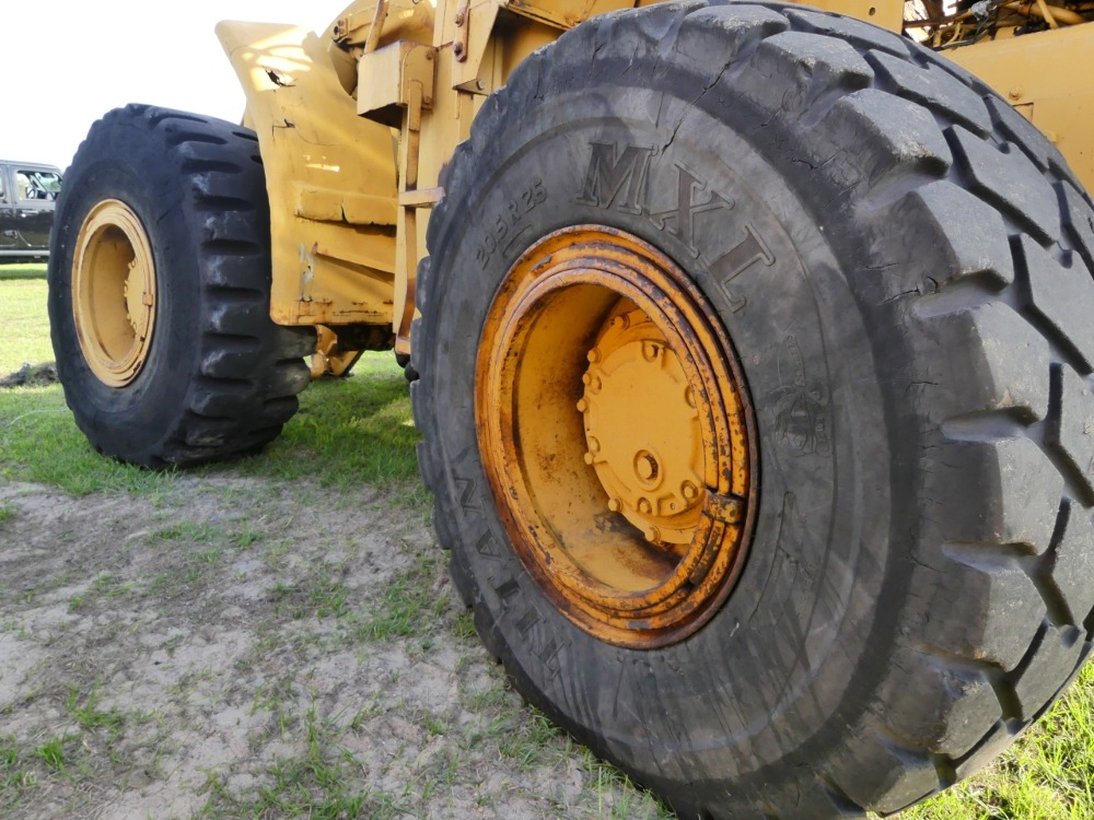 #1176 - Cat 950 w/ Bucket & Hyd QT | DeMott Auction