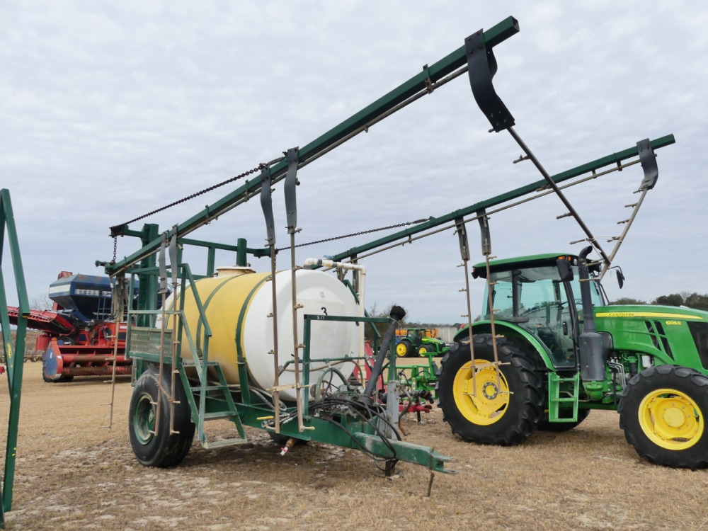 #520 - FARMCO PRODUCE SPRAYER | DeMott Auction