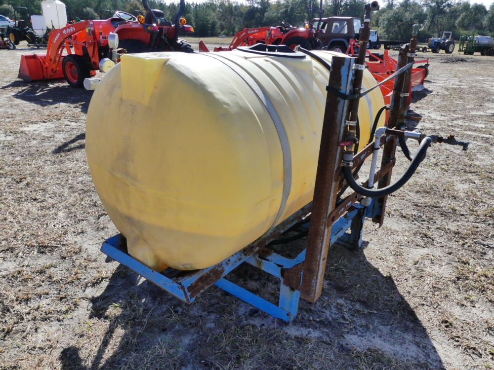 #214A - 200 GAL SPRAY RIG | DeMott Auction