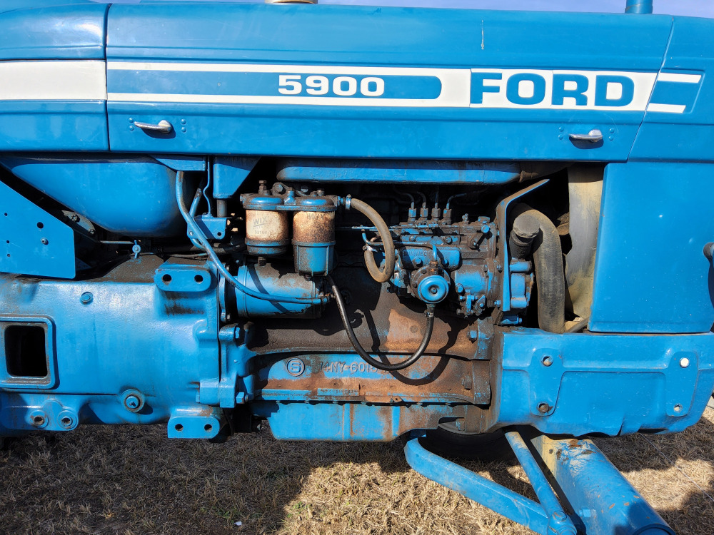 #458 - FORD 5900 | DeMott Auction