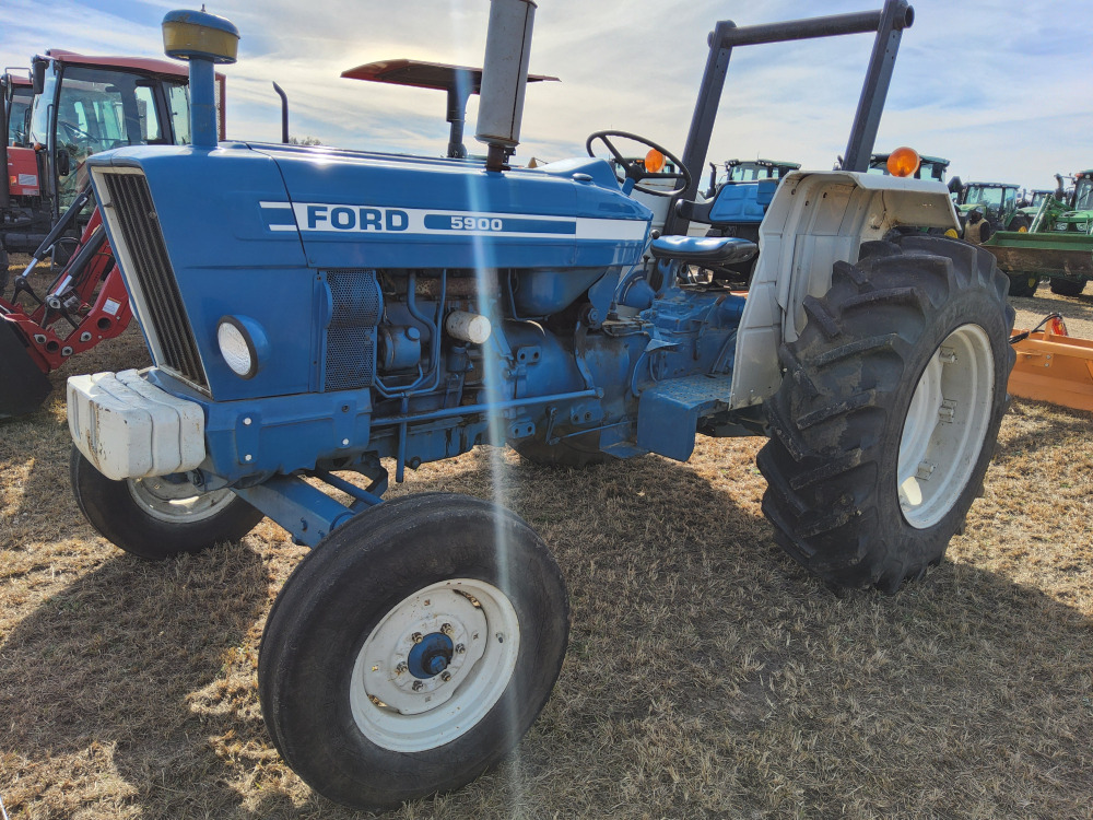 #458 - FORD 5900 | DeMott Auction