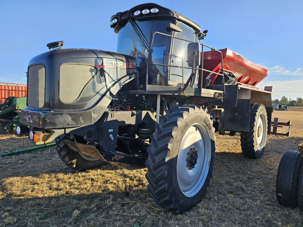 #796 - VECTOR RBR 300 SPREADER | DeMott Auction