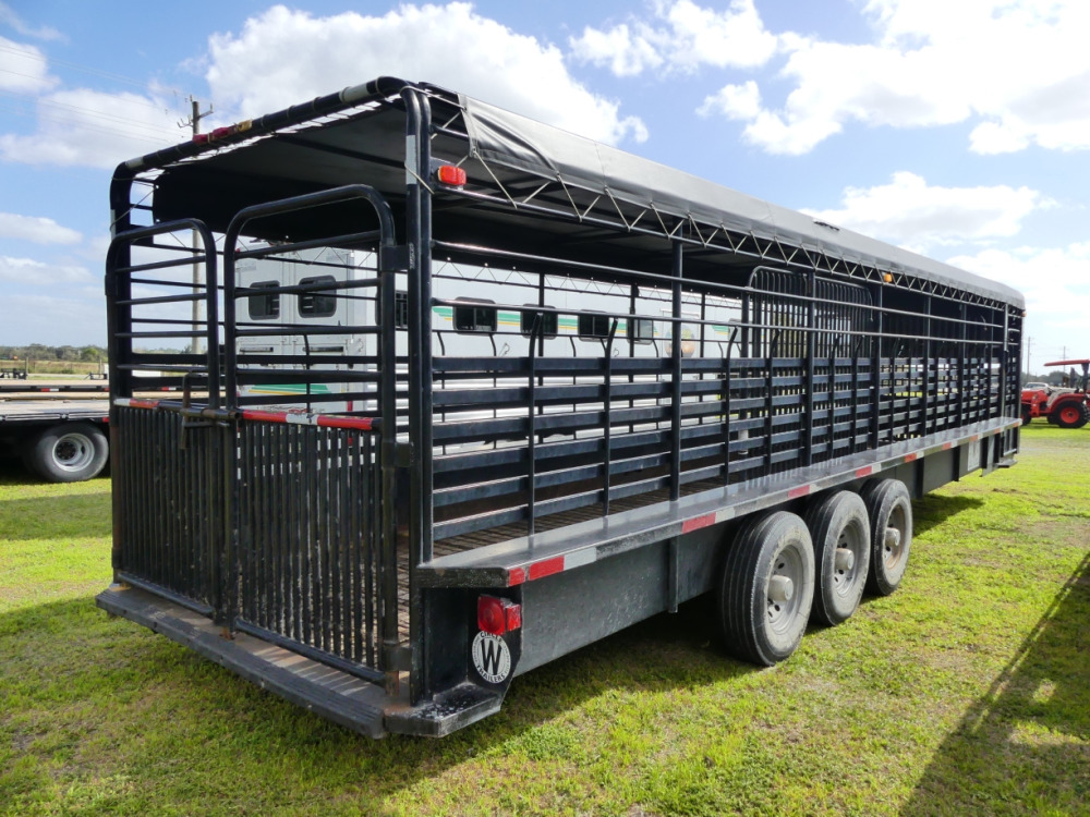 #684 - 2008 Circle W 32' Livestock Trailer | DeMott Auction
