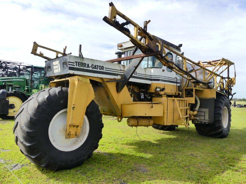 #870 - Terra Gator 1903 | DeMott Auction