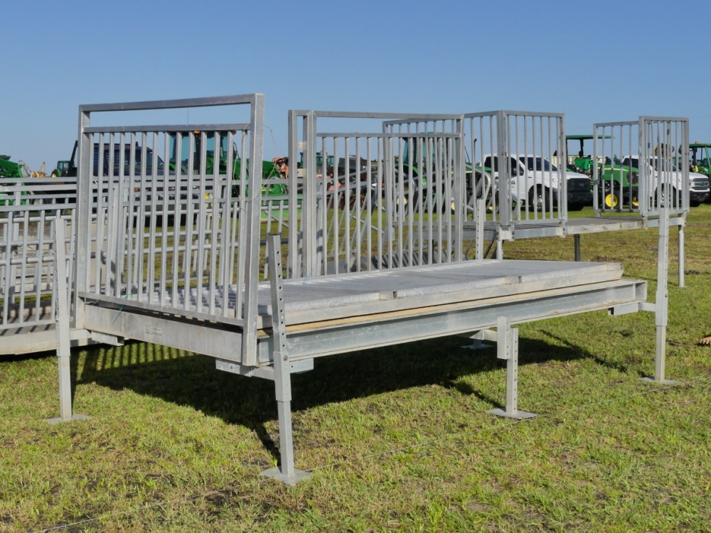#407 - Aluminum Platform w/ Side Rails & Stands | DeMott Auction