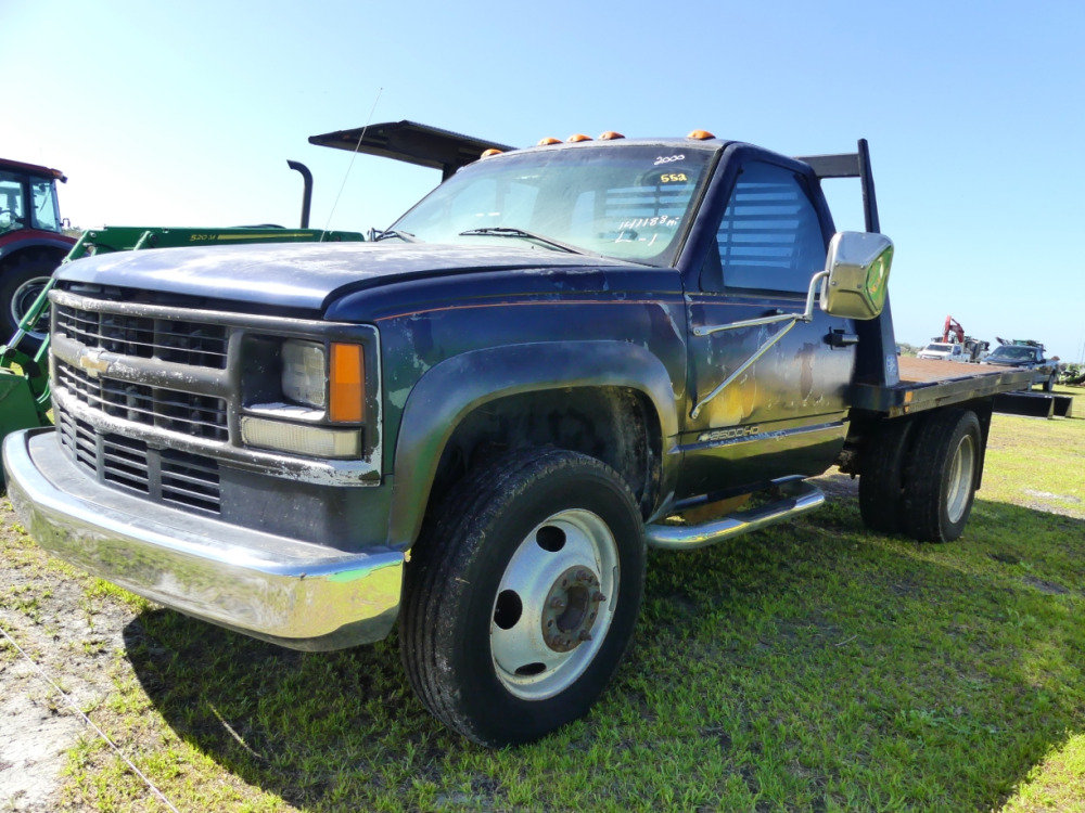 #552 - 2000 Chevrolet 3500 HD | DeMott Auction