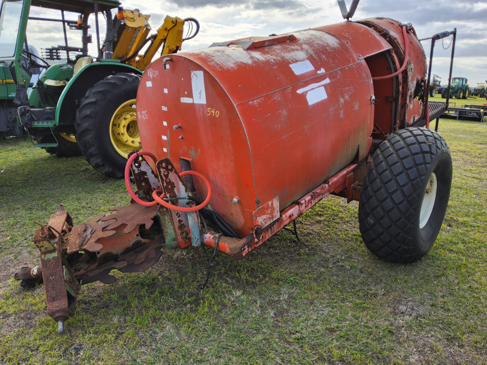 #540 - Rears 500 Gallon Orchard Sprayer | DeMott Auction