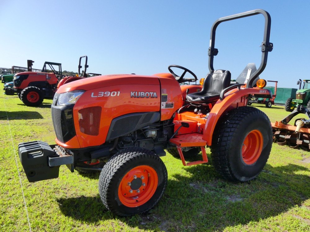 #494 - Kubota L3901 | DeMott Auction