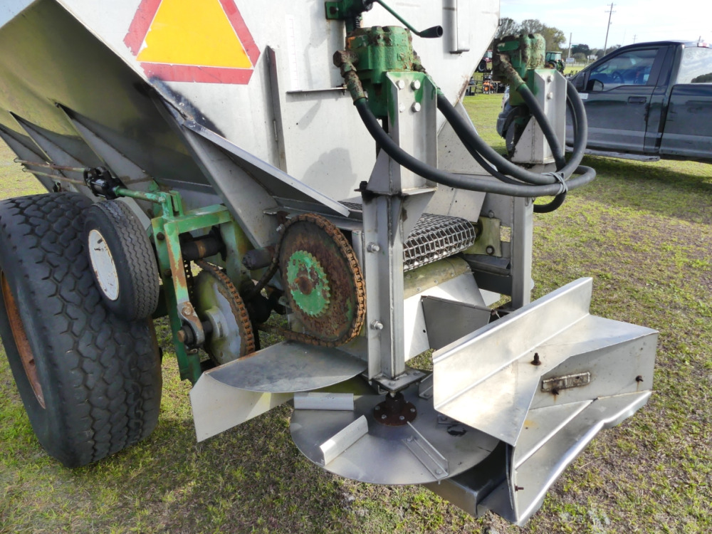 #749 - Conibear Stainless Steel Sprayer | DeMott Auction