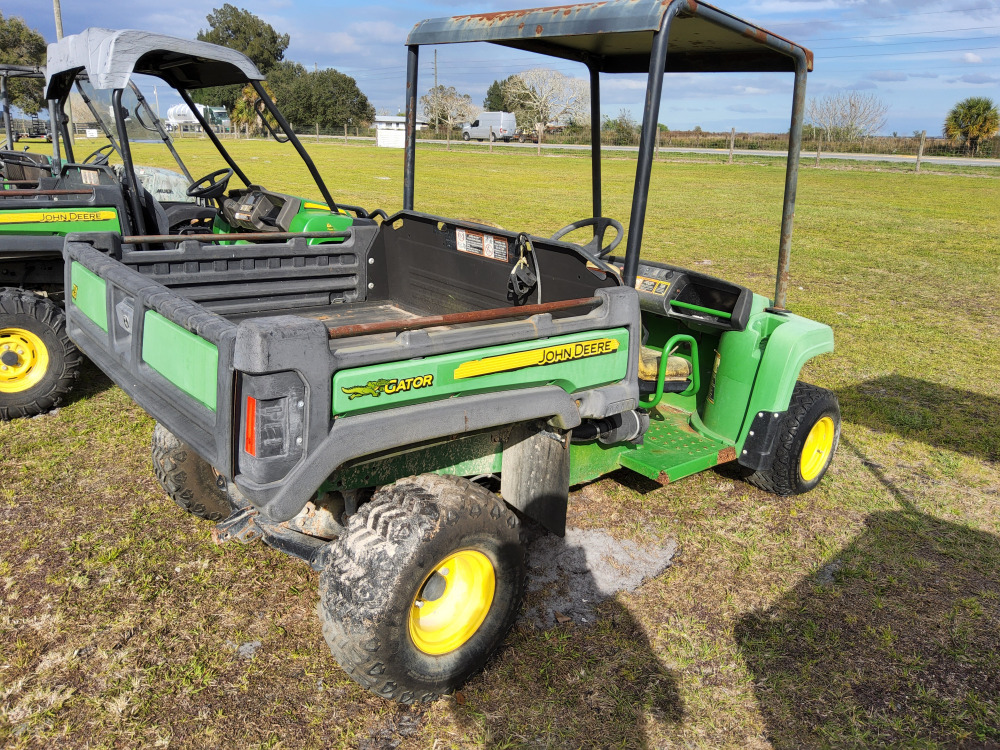 #472 - John Deere TX Gator | DeMott Auction