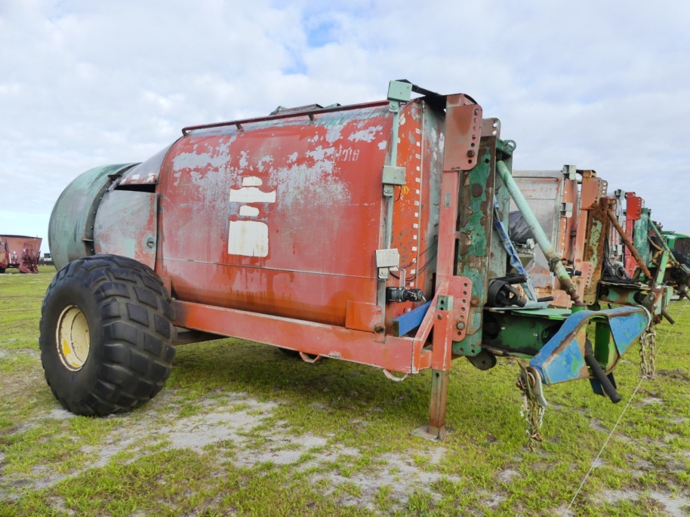 #810 - 2012 Rears Orchard Sprayer | DeMott Auction