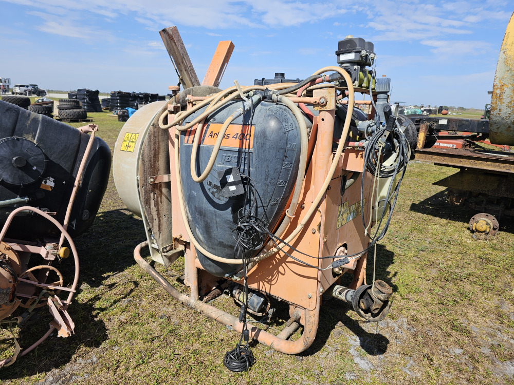 #946 - Jacto J400 Sprayer | DeMott Auction
