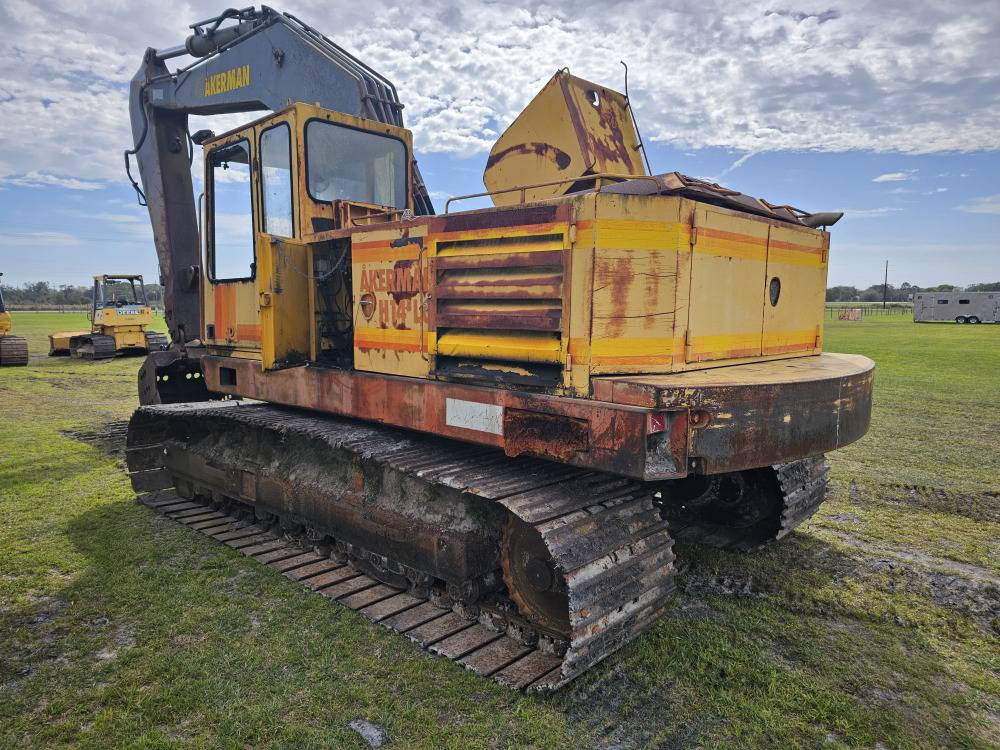 #866 - Ackerman H14B LC Excavator | DeMott Auction