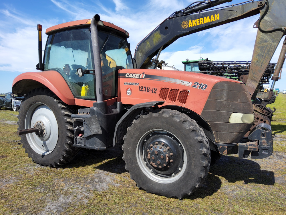 #865 - 2012 Case IH 210 Magmum | DeMott Auction