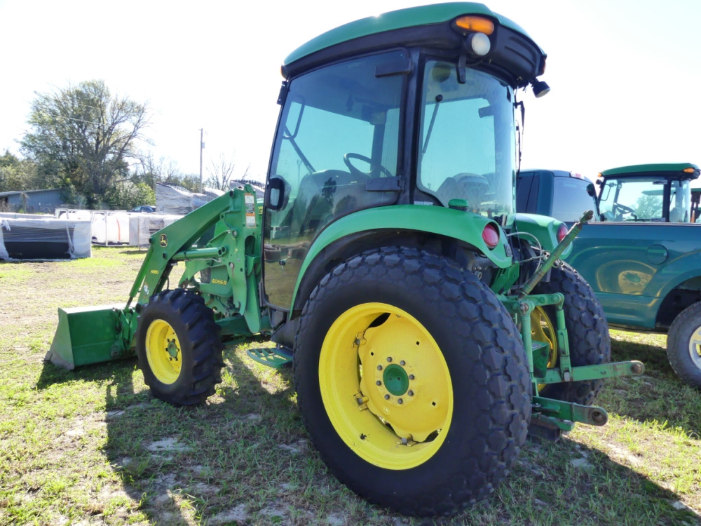#484 - John Deere 4066R | DeMott Auction