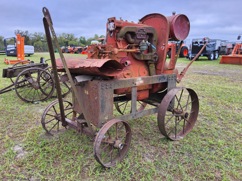 #416 - International Harvester 200 Power Unit | DeMott Auction