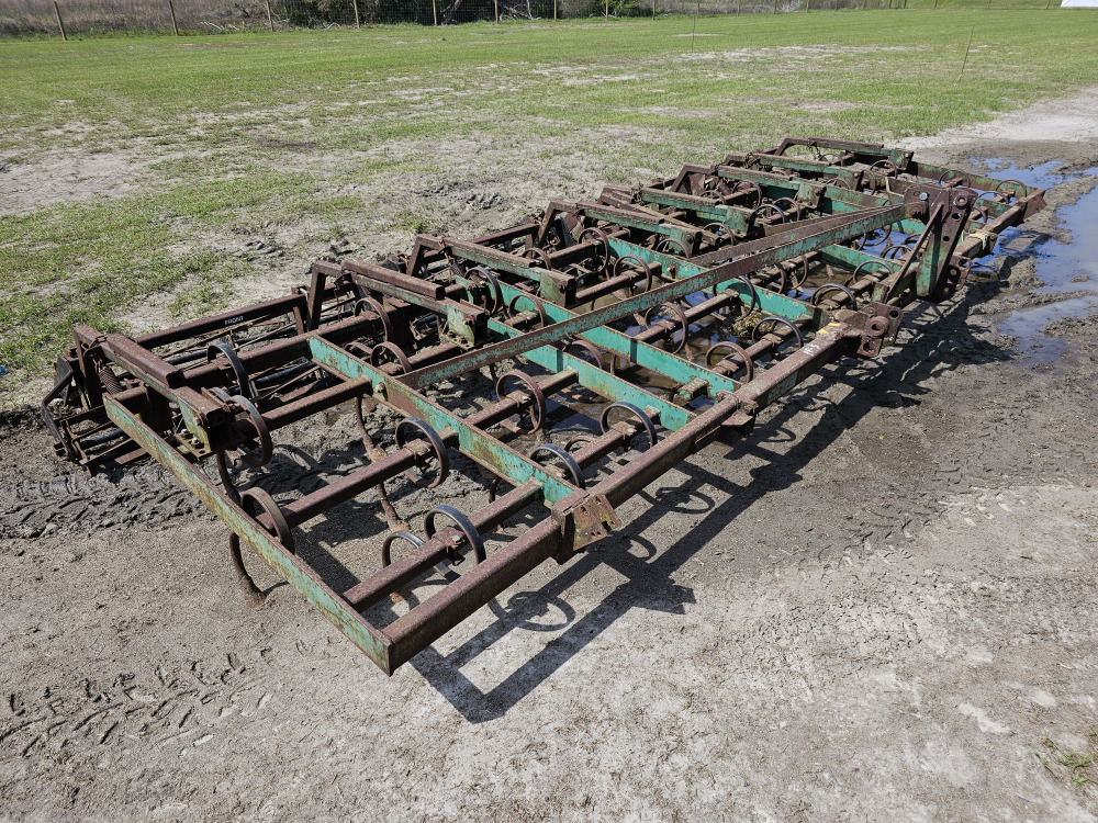 #778 - KMC 3pt 20' Field Cultivator | DeMott Auction
