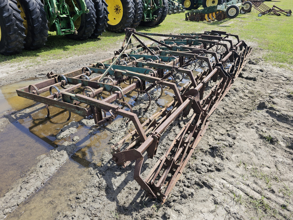 #778 - KMC 3pt 20' Field Cultivator | DeMott Auction