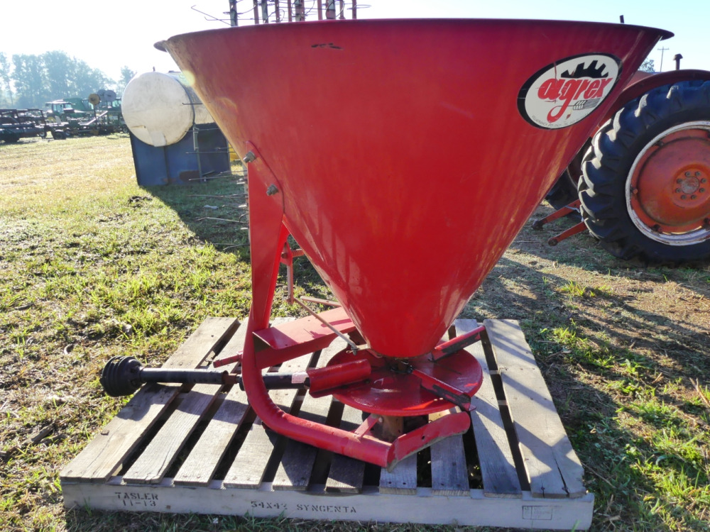 #402 - AGREX SPREADER | DeMott Auction