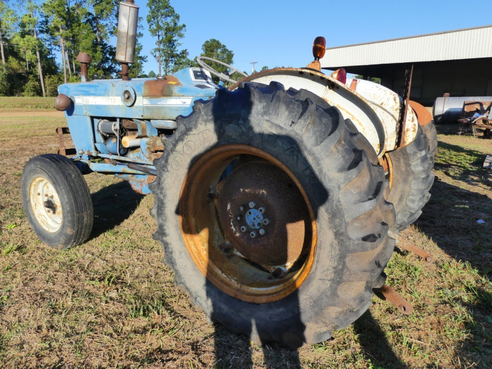 #405 - 1973 FORD 3000 | DeMott Auction