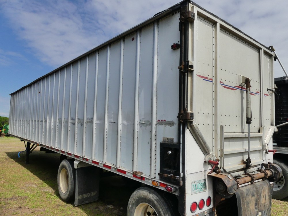 #893 - 2002 Western Commodity Express | DeMott Auction