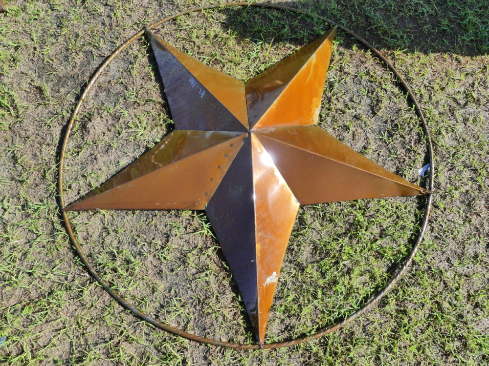 #385F - Large Metal Star | DeMott Auction