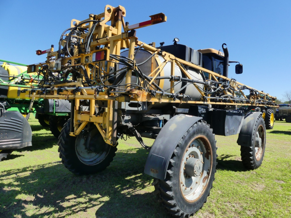 #820A - Challenger RG1100 RoGator | DeMott Auction