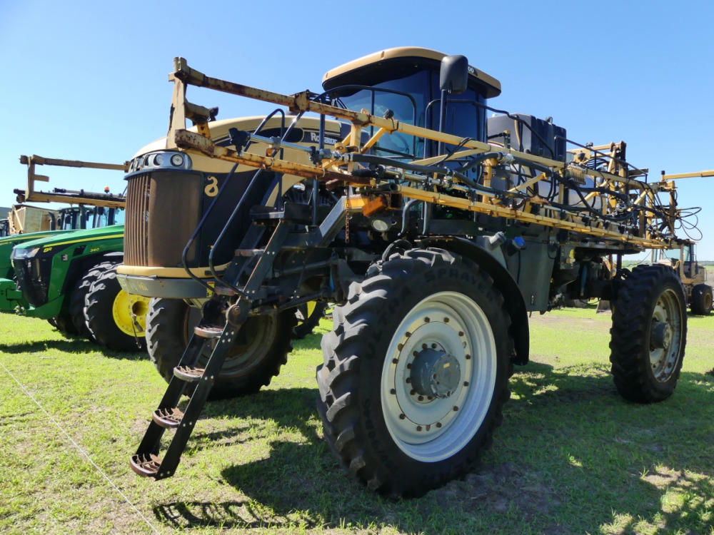 #820A - Challenger RG1100 RoGator | DeMott Auction