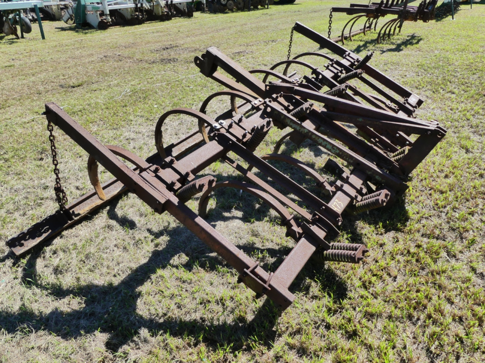 #473 - MOHAWK PLOW | DeMott Auction