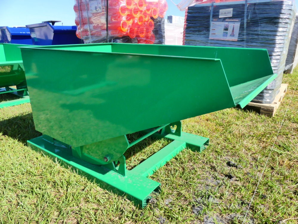 #350 - Forklift Self Dumping Hopper | DeMott Auction