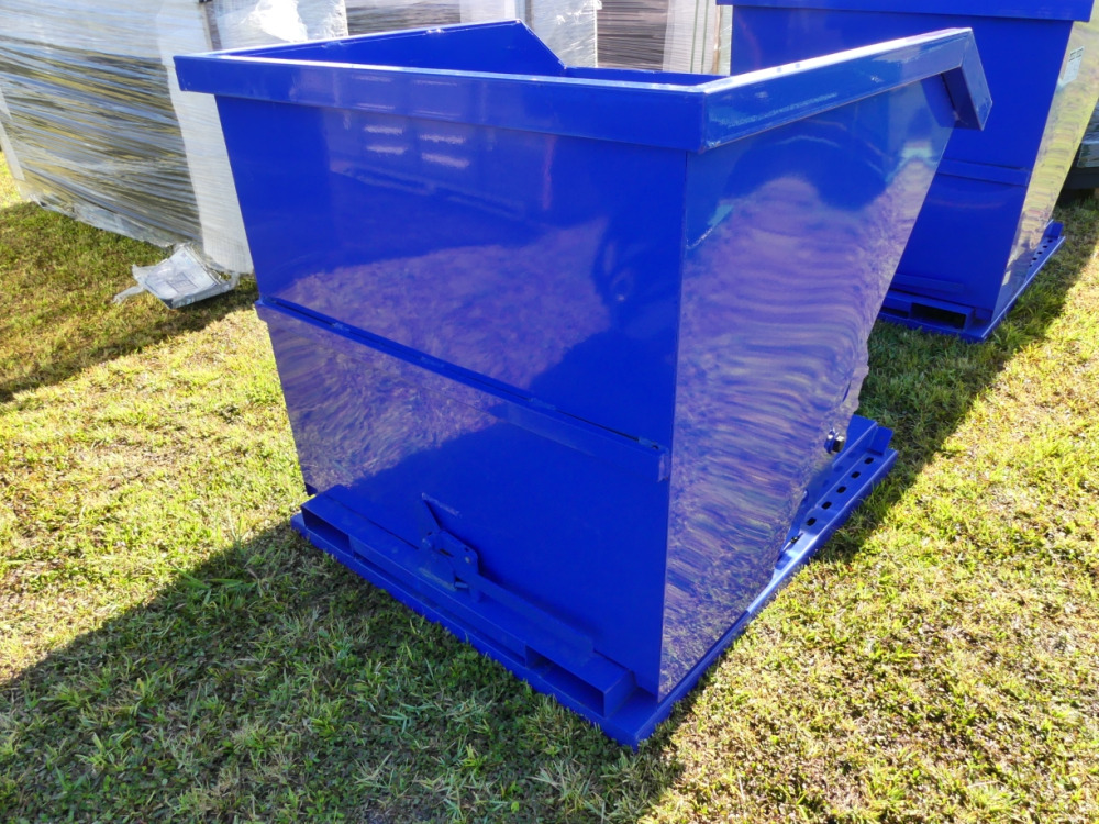 #358 - Greatbear 1yd Forklift Self Dumping Hopper | DeMott Auction