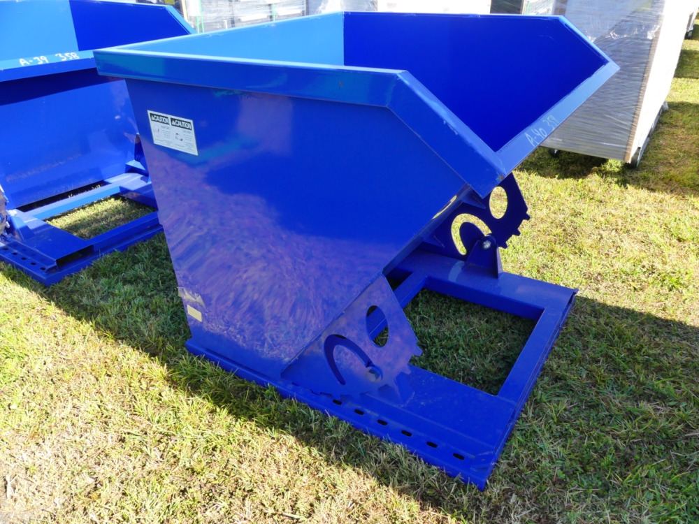 #359 - Greatbear 1yd Forklift Self Dumping Hopper | DeMott Auction