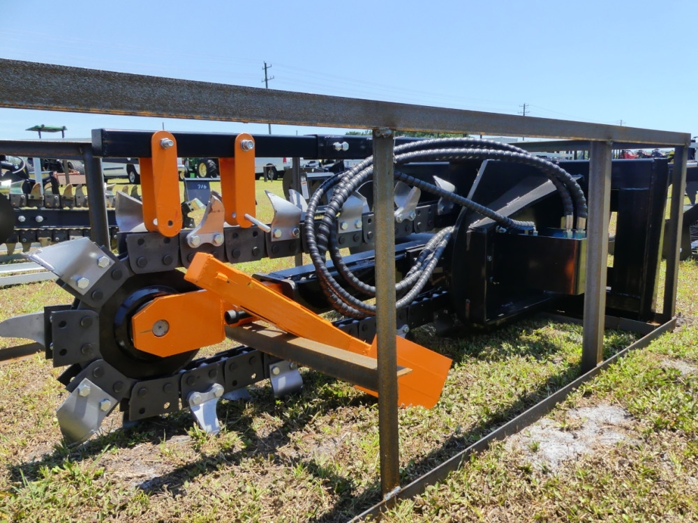 #622 - Agrotk Quick Attach Auger w/ 3 Bits | DeMott Auction