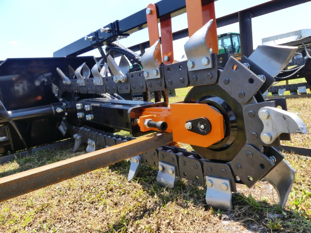 #622 - Agrotk Quick Attach Auger w/ 3 Bits | DeMott Auction