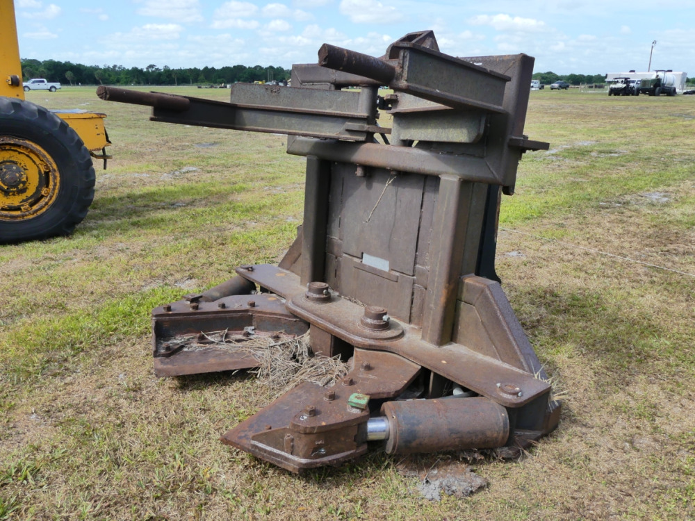 Tree Shear Attachment | DeMott Auction