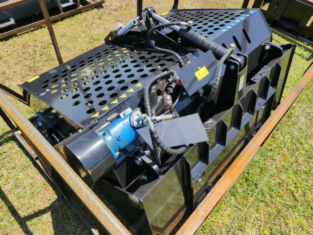 #627 - Agrotk Quick Attach Landscape Rake/Bucket | DeMott Auction
