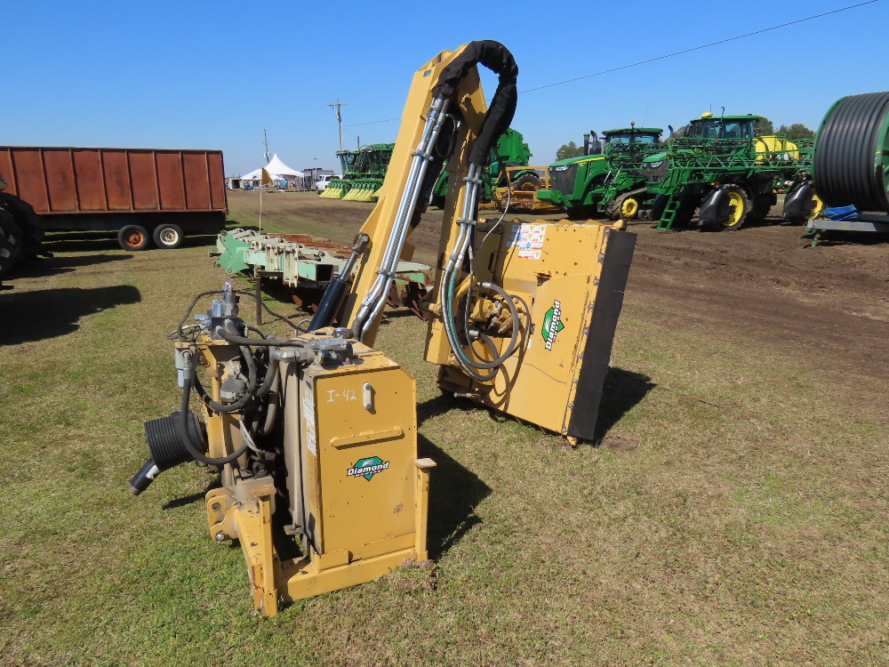 #612 - Diamond Rotary Mower | DeMott Auction