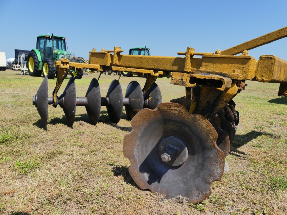 #731A - 3pt Offset Disc | DeMott Auction