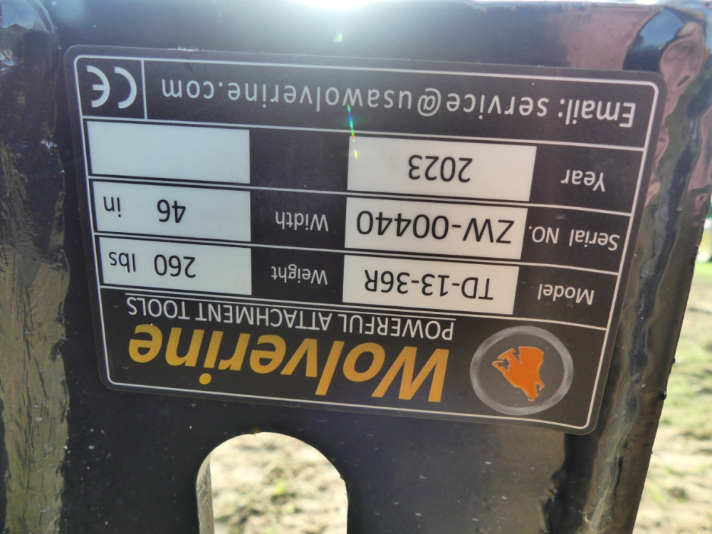 #389 - Wolverine Quick Attach Stump Bucket | DeMott Auction