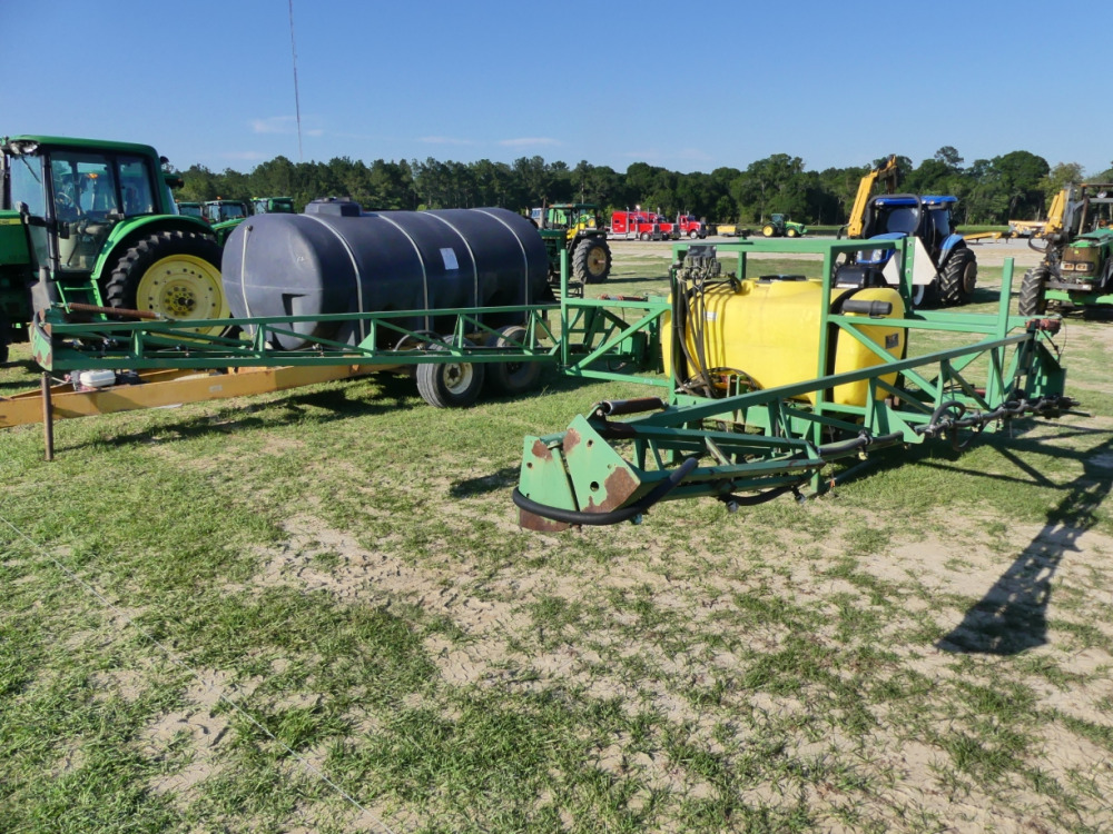 #631 - LMC 3pt 300 Gallon Boom Sprayer | DeMott Auction