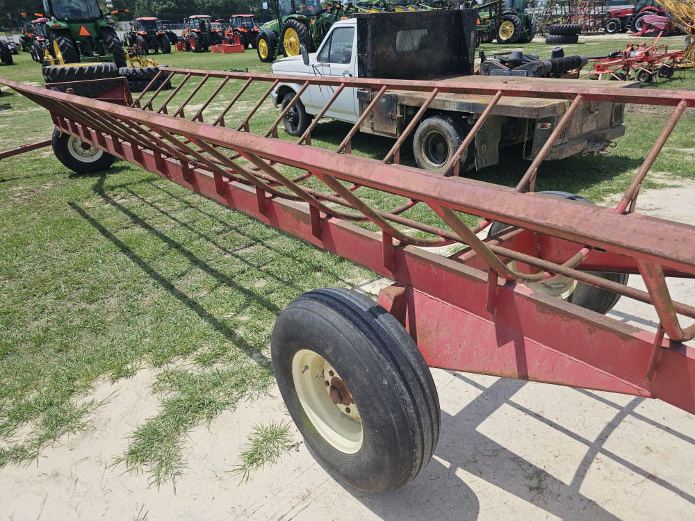 #694 - Super C Hay Carrier | DeMott Auction