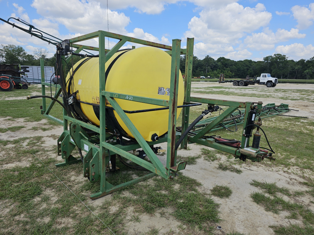 #687 - LMC 500 Gal Boom Sprayer | DeMott Auction