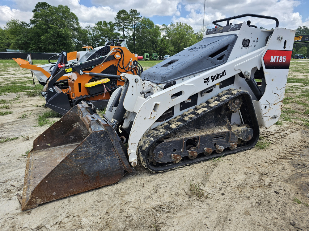 #595 - 2020 Bobcat MT85 | DeMott Auction