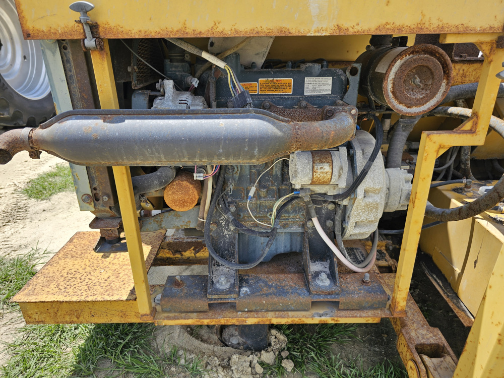 #667B - HTC 2000 Hydraulic Conveyor | DeMott Auction