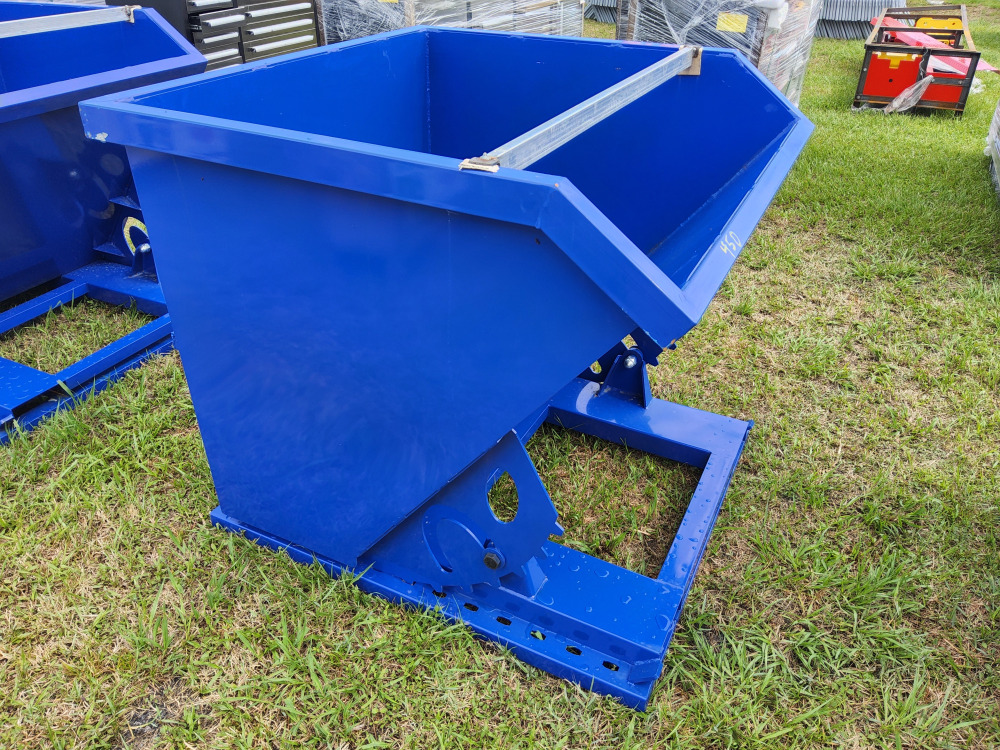 #450 - Self Dumping Hopper | DeMott Auction