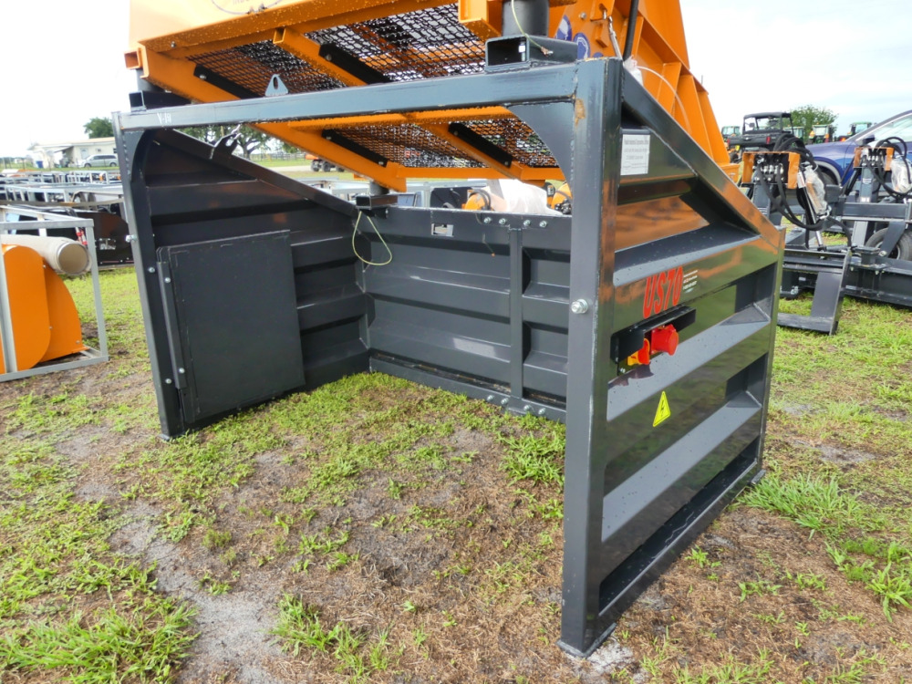 #825 - Paladin Quick Attach MTD Screener | DeMott Auction