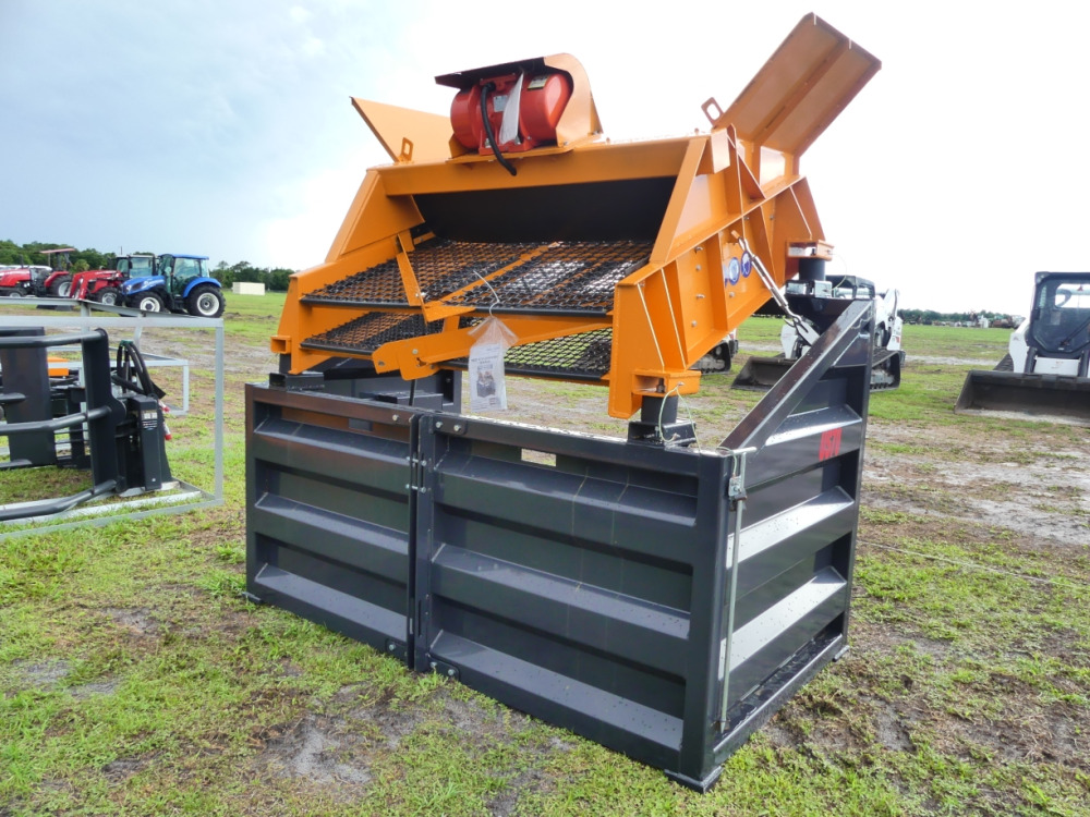 #825 - Paladin Quick Attach MTD Screener | DeMott Auction