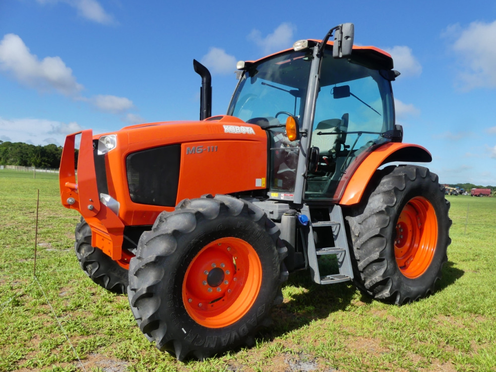 #939 - 2017 Kubota M6-111 | DeMott Auction